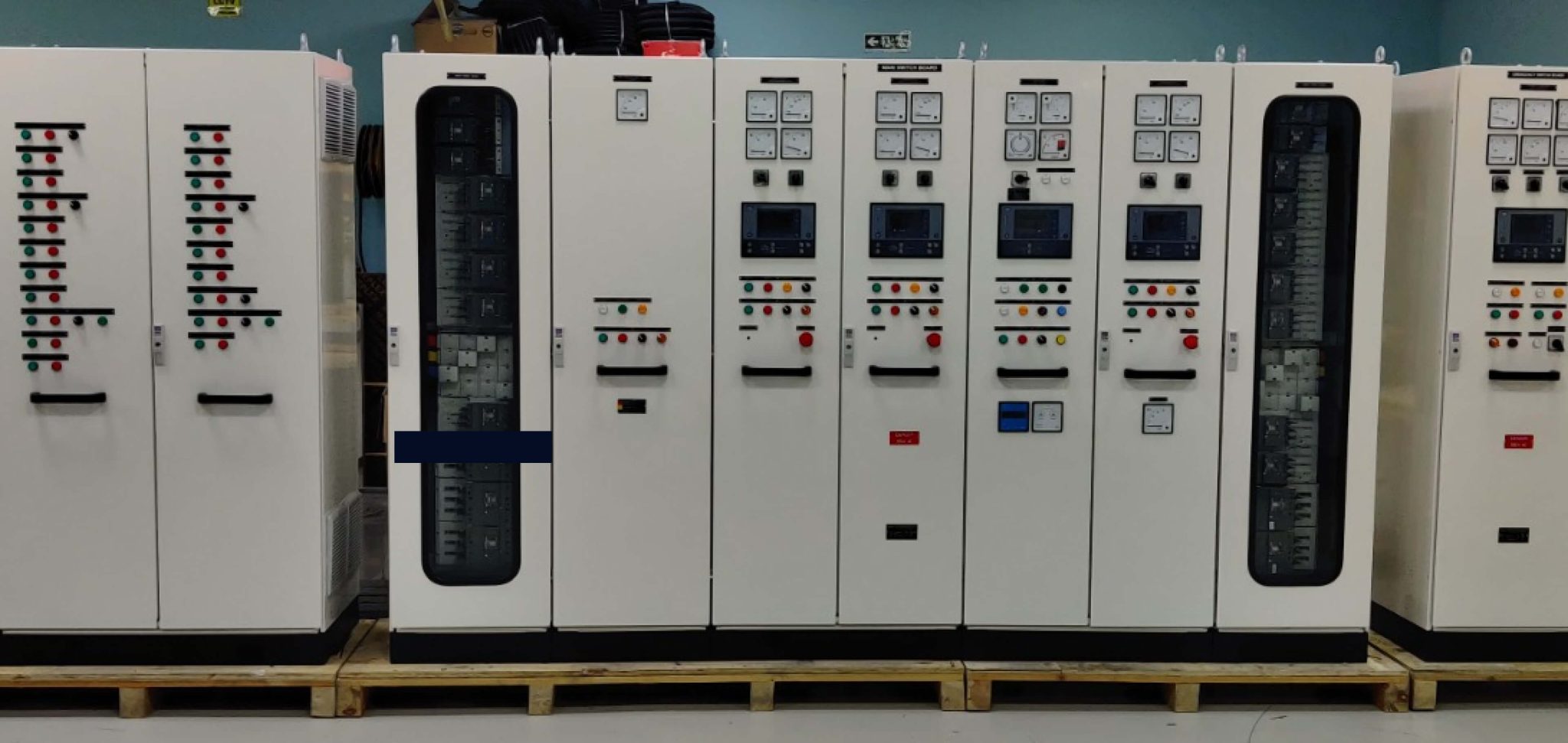 Electrical Panels for a Mega Yacht - Tritek